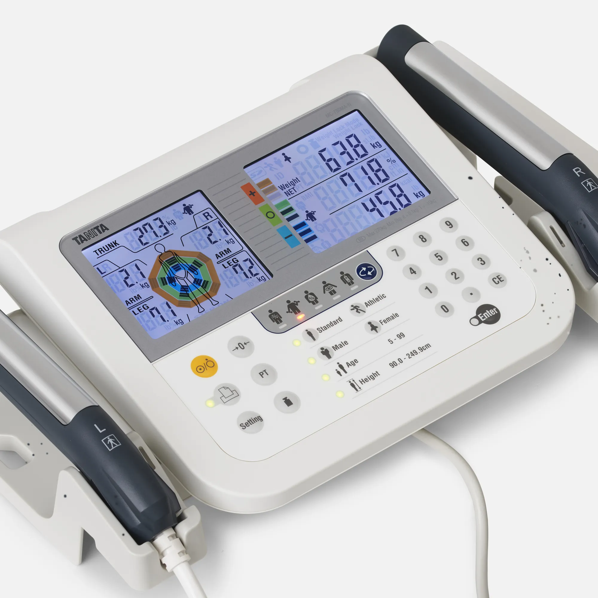 Prøv Tanita MC 780 SMA Kropanalysevægt i vores showroom
